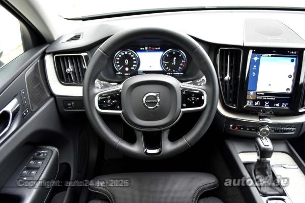Balts Volvo XC60 2018 Tallina, ar dzinēja tilpumu 2.00 L un nobraukumu 154 tūkst. km par 28880 €, foto 7 vietnē AUTOMOTO.COM.LV