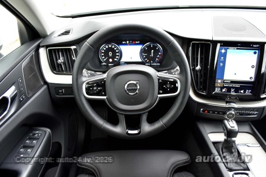 Balts Volvo XC60 2018 Tallina, ar dzinēja tilpumu 2.00 L un nobraukumu 154 tūkst. km par 28880 €, foto 8 vietnē AUTOMOTO.COM.LV