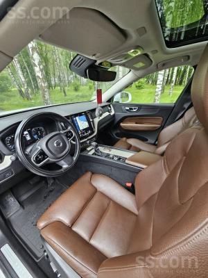 Balts Volvo XC60 2018 Rīga, ar dzinēja tilpumu 2.00 L un nobraukumu 224 tūkst. km par 23900 €, foto 10 vietnē AUTOMOTO.COM.LV