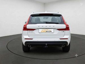 White Volvo XC60 2018 in Vilnius, with an engine capacity of 1.97 L and mileage of 207 thousand km for 22300 €, photo 6 on AUTOMOTO.COM.LV