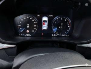 White Volvo XC60 2018 in Vilnius, with an engine capacity of 1.97 L and mileage of 207 thousand km for 22300 €, photo 10 on AUTOMOTO.COM.LV