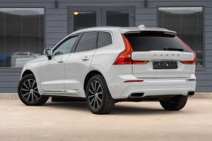 White Volvo XC60 2018 in Jelgava, with an engine capacity of 2.00 L and mileage of 190 thousand km for 23200 €, photo 3 on AUTOMOTO.COM.LV