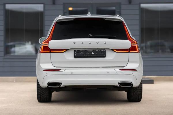 Balts Volvo XC60 2018 Jelgava, ar dzinēja tilpumu 2.00 L un nobraukumu 190 tūkst. km par 23200 €, foto 7 vietnē AUTOMOTO.COM.LV