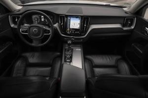 White Volvo XC60 2018 in Jelgava, with an engine capacity of 2.00 L and mileage of 190 thousand km for 23200 €, photo 9 on AUTOMOTO.COM.LV