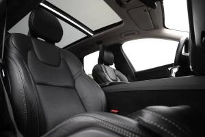 White Volvo XC60 2018 in Jelgava, with an engine capacity of 2.00 L and mileage of 190 thousand km for 23200 €, photo 11 on AUTOMOTO.COM.LV