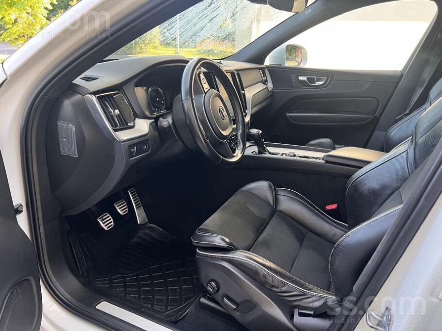 Balts Volvo XC60 2018 Rīga, ar dzinēja tilpumu 2.00 L un nobraukumu 212 tūkst. km par 16900 €, foto 8 vietnē AUTOMOTO.COM.LV