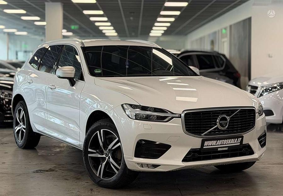 White Volvo XC60 2018 in Klaipeda, with an engine capacity of 1.97 L and mileage of 299 thousand km for 19950 €, photo 10 on AUTOMOTO.COM.LV