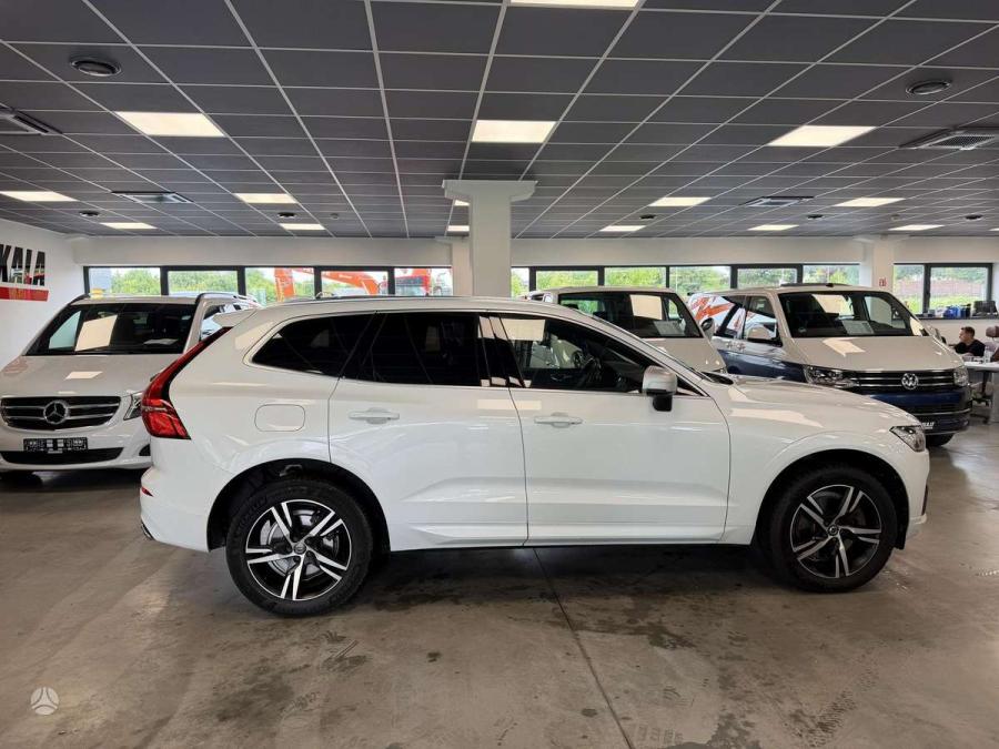 White Volvo XC60 2018 in Klaipeda, with an engine capacity of 1.97 L and mileage of 299 thousand km for 19950 €, photo 12 on AUTOMOTO.COM.LV