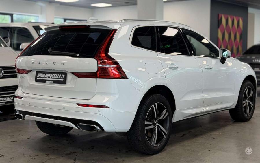 White Volvo XC60 2018 in Klaipeda, with an engine capacity of 1.97 L and mileage of 299 thousand km for 19950 €, photo 24 on AUTOMOTO.COM.LV