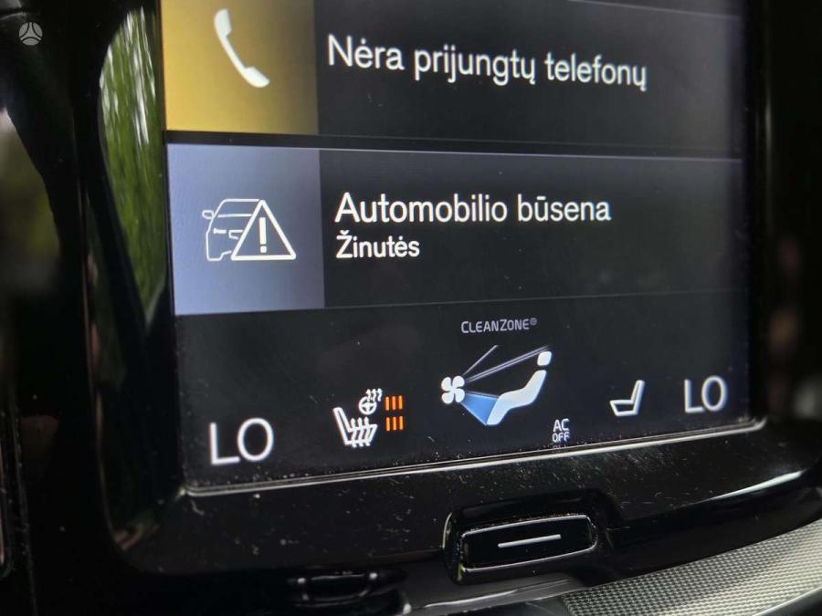 White Volvo XC60 2018 in Vilnius, with an engine capacity of 2.00 L and mileage of 181 thousand km for 21500 €, photo 19 on AUTOMOTO.COM.LV