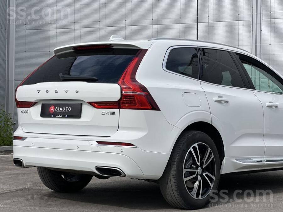 Balts Volvo XC60 2018 Daugavpils, ar dzinēja tilpumu 2.00 L un nobraukumu 181 tūkst. km par 20650 €, foto 14 vietnē AUTOMOTO.COM.LV