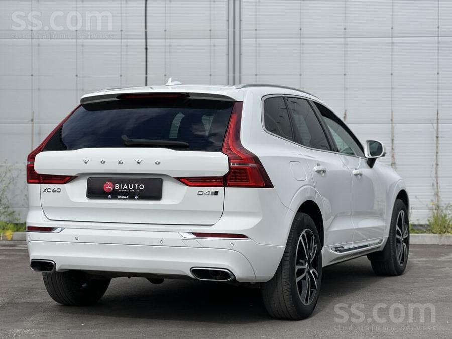 Balts Volvo XC60 2018 Daugavpils, ar dzinēja tilpumu 2.00 L un nobraukumu 181 tūkst. km par 20650 €, foto 15 vietnē AUTOMOTO.COM.LV