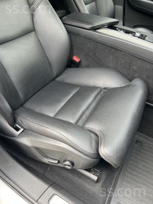 Balts Volvo XC60 2018 Daugavpils, ar dzinēja tilpumu 2.00 L un nobraukumu 181 tūkst. km par 20650 €, foto 22 vietnē AUTOMOTO.COM.LV