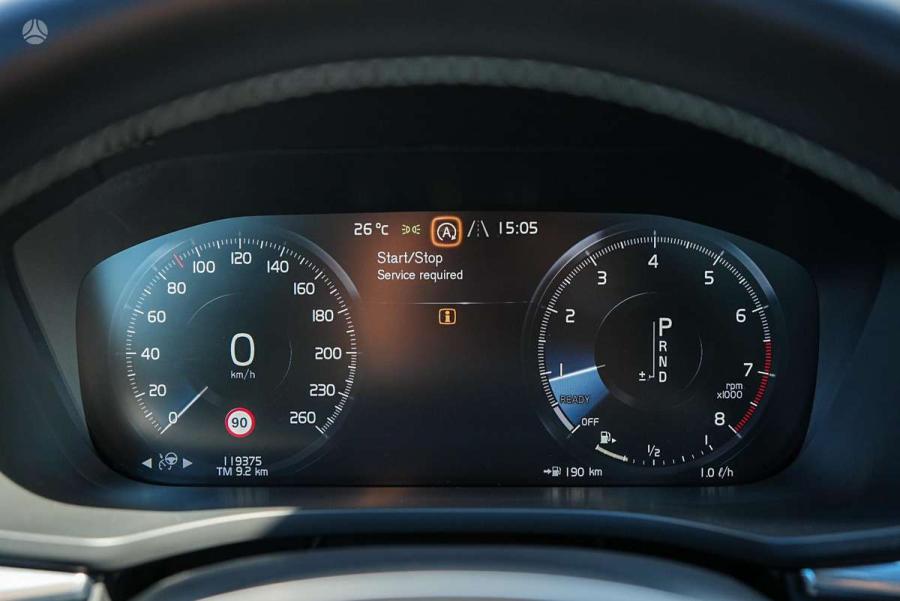 Белый Вольво ХС60 2018 в Каунас, объемом двигателя 1.97 л и пробегом 119 тыс. км за 22950 €, фото 26 на AUTOMOTO.COM.LV