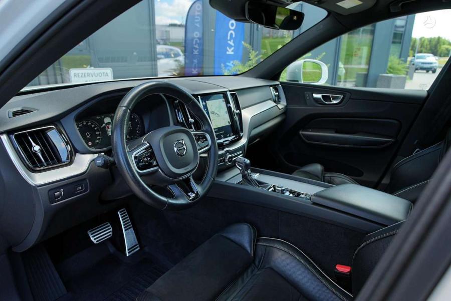 Белый Вольво ХС60 2018 в Каунас, объемом двигателя 1.97 л и пробегом 119 тыс. км за 22950 €, фото 28 на AUTOMOTO.COM.LV