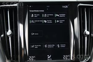 Белый Вольво ХС60 2018 в Тукумс, объемом двигателя 2.00 л и пробегом 147 тыс. км за 19990 €, фото 14 на AUTOMOTO.COM.LV