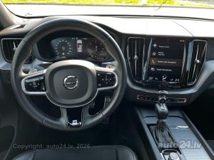 Balts Volvo XC60 2018 Tallina, ar dzinēja tilpumu 2.00 L un nobraukumu 206 tūkst. km par 19900 €, foto 9 vietnē AUTOMOTO.COM.LV