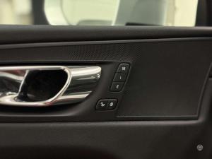 Balts Volvo XC60 2018 Viļņa, ar dzinēja tilpumu 1.97 L un nobraukumu 182 tūkst. km par 23990 €, foto 14 vietnē AUTOMOTO.COM.LV