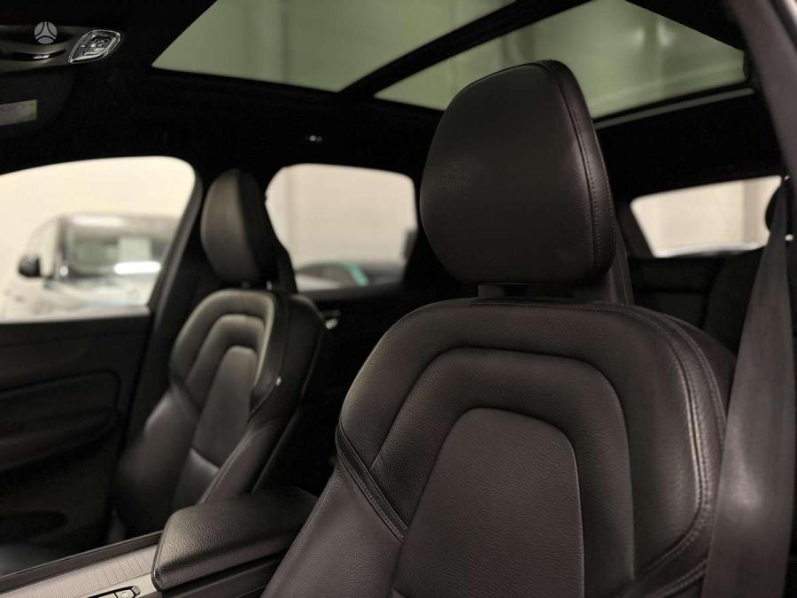 Balts Volvo XC60 2018 Viļņa, ar dzinēja tilpumu 1.97 L un nobraukumu 182 tūkst. km par 23990 €, foto 16 vietnē AUTOMOTO.COM.LV