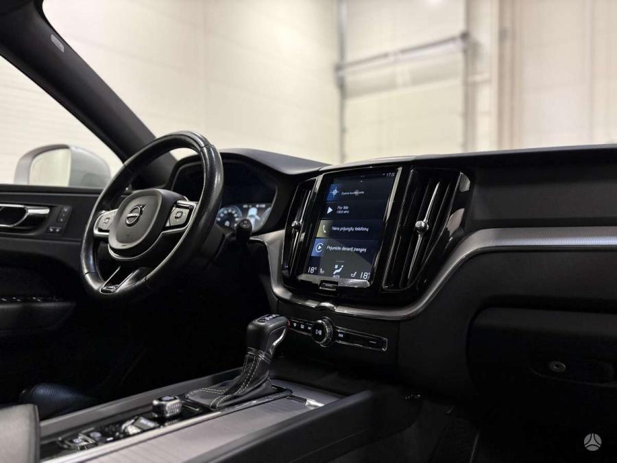 Balts Volvo XC60 2018 Viļņa, ar dzinēja tilpumu 1.97 L un nobraukumu 182 tūkst. km par 23990 €, foto 19 vietnē AUTOMOTO.COM.LV