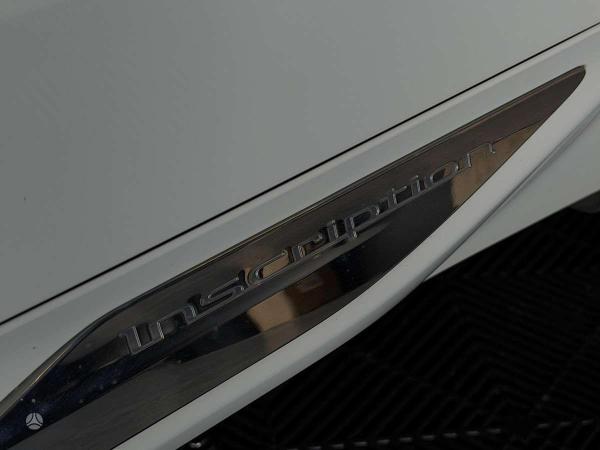 Белый Вольво ХС60 2018 в Каунас, объемом двигателя 2.00 л и пробегом 216 тыс. км за 22990 €, фото 7 на AUTOMOTO.COM.LV