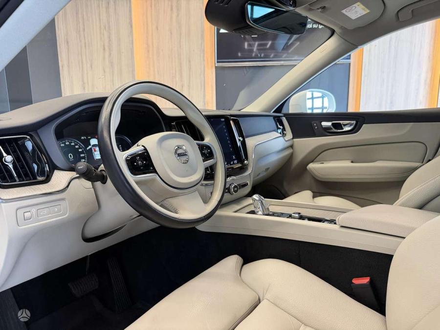 Balts Volvo XC60 2018 Kauņa, ar dzinēja tilpumu 2.00 L un nobraukumu 216 tūkst. km par 22990 €, foto 14 vietnē AUTOMOTO.COM.LV