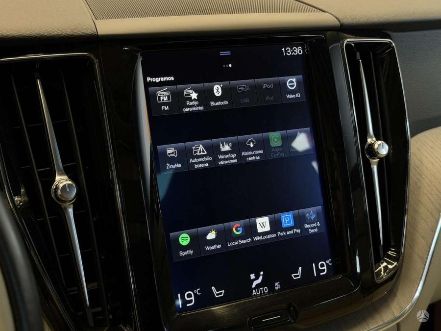 Balts Volvo XC60 2018 Kauņa, ar dzinēja tilpumu 2.00 L un nobraukumu 216 tūkst. km par 22990 €, foto 30 vietnē AUTOMOTO.COM.LV