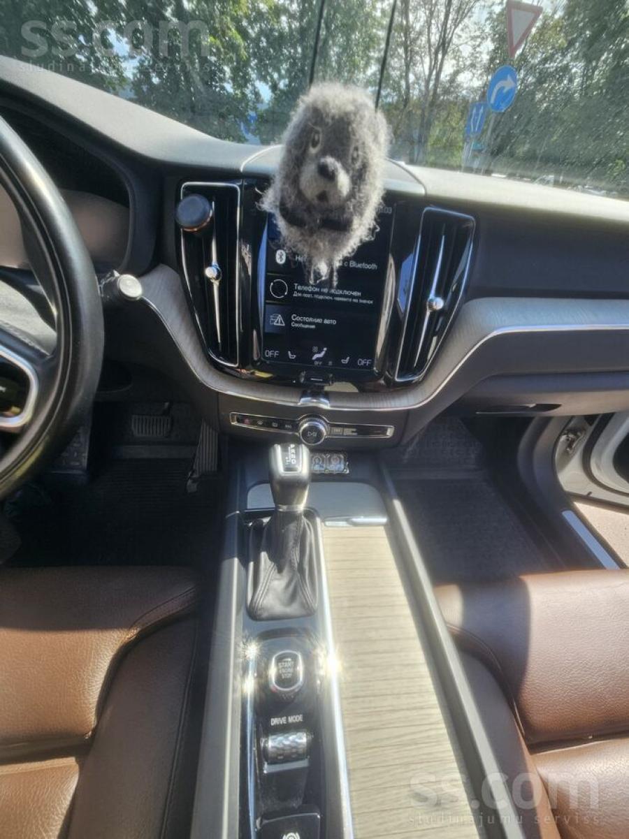 Balts Volvo XC60 2018 Rīga, ar dzinēja tilpumu 2.00 L un nobraukumu 227 tūkst. km par 22800 €, foto 15 vietnē AUTOMOTO.COM.LV