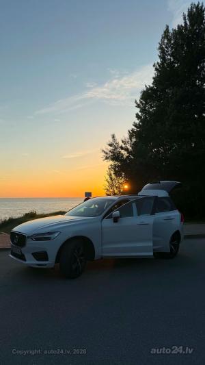 Balts Volvo XC60 2018 Pērnava, ar dzinēja tilpumu 2.00 L un nobraukumu 200 tūkst. km par 24900 €, foto 3 vietnē AUTOMOTO.COM.LV