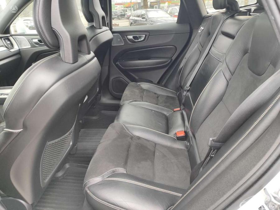 Balts Volvo XC60 2018 Klaipėda, ar dzinēja tilpumu 1.97 L un nobraukumu 153 tūkst. km par 21500 €, foto 18 vietnē AUTOMOTO.COM.LV