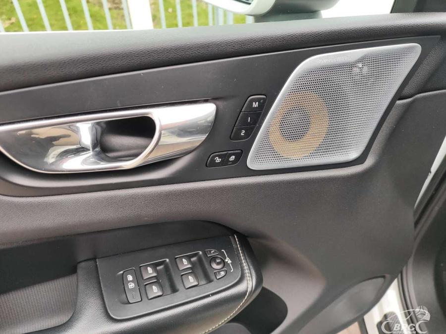 Balts Volvo XC60 2018 Klaipėda, ar dzinēja tilpumu 1.97 L un nobraukumu 153 tūkst. km par 21500 €, foto 22 vietnē AUTOMOTO.COM.LV