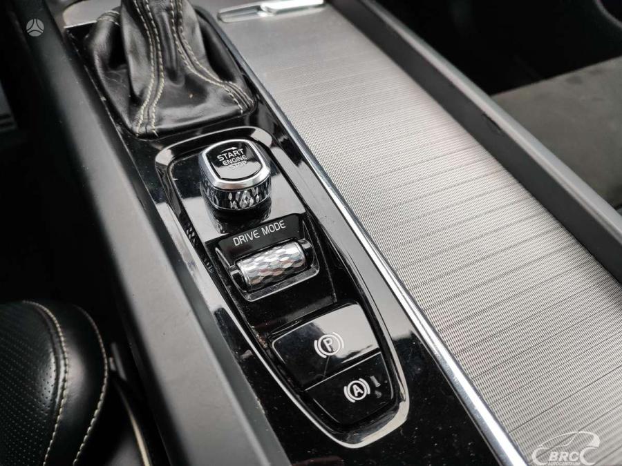 Balts Volvo XC60 2018 Klaipėda, ar dzinēja tilpumu 1.97 L un nobraukumu 153 tūkst. km par 21500 €, foto 29 vietnē AUTOMOTO.COM.LV