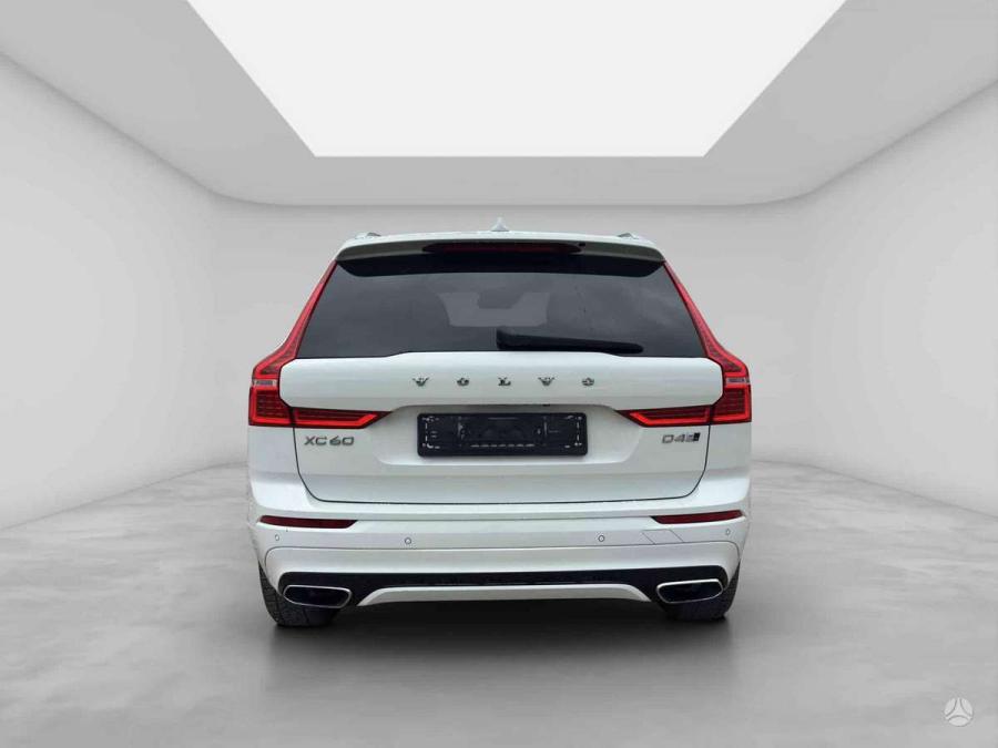Balts Volvo XC60 2018 Kauņa, ar dzinēja tilpumu 2.00 L un nobraukumu 283 tūkst. km par 18990 €, foto 6 vietnē AUTOMOTO.COM.LV