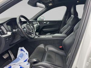 Balts Volvo XC60 2018 Kauņa, ar dzinēja tilpumu 2.00 L un nobraukumu 283 tūkst. km par 18990 €, foto 10 vietnē AUTOMOTO.COM.LV