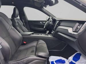 Balts Volvo XC60 2018 Kauņa, ar dzinēja tilpumu 2.00 L un nobraukumu 283 tūkst. km par 18990 €, foto 17 vietnē AUTOMOTO.COM.LV