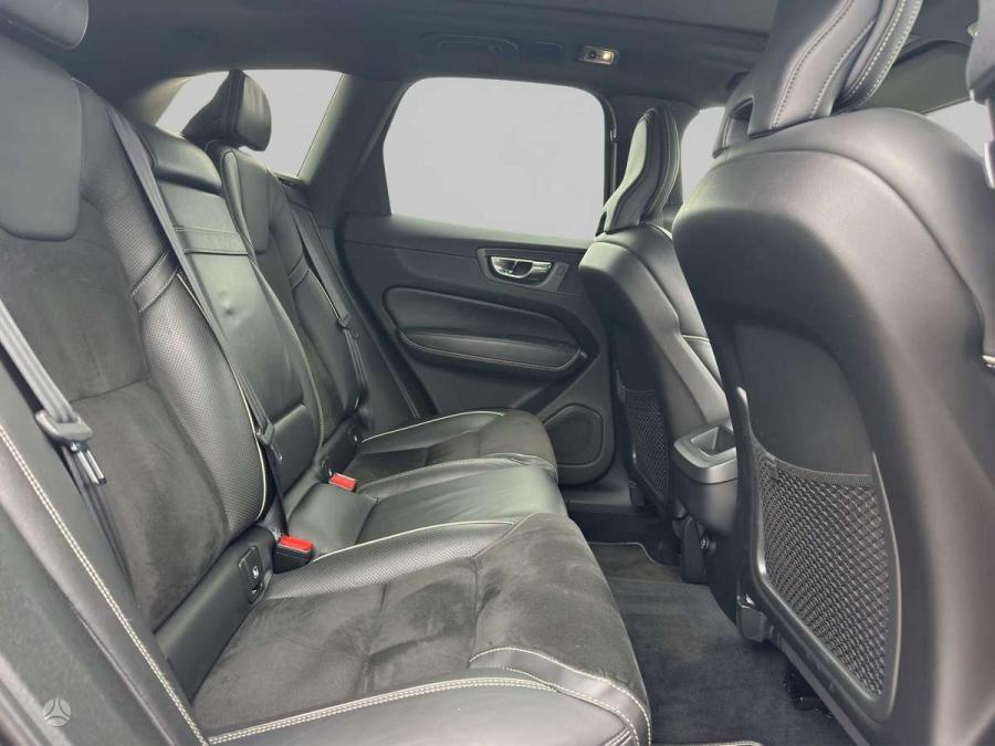 Balts Volvo XC60 2018 Kauņa, ar dzinēja tilpumu 2.00 L un nobraukumu 283 tūkst. km par 18990 €, foto 18 vietnē AUTOMOTO.COM.LV