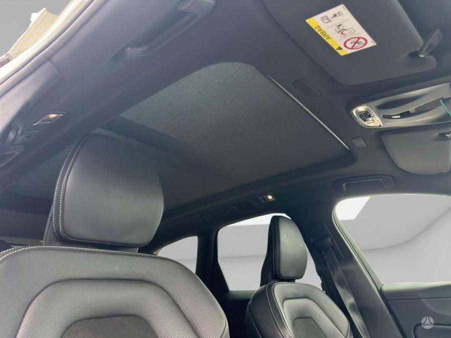 Balts Volvo XC60 2018 Kauņa, ar dzinēja tilpumu 2.00 L un nobraukumu 283 tūkst. km par 18990 €, foto 20 vietnē AUTOMOTO.COM.LV