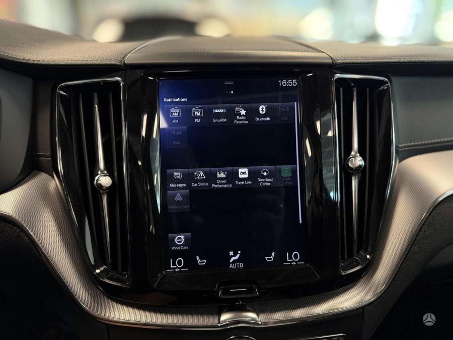 Белый Вольво ХС60 2018 в Клайпеда, объемом двигателя 1.97 л и пробегом 147 тыс. км за 23500 €, фото 4 на AUTOMOTO.COM.LV