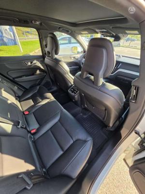 Balts Volvo XC60 2018 Viļņa, ar dzinēja tilpumu 1.97 L un nobraukumu 201 tūkst. km par 19699 €, foto 12 vietnē AUTOMOTO.COM.LV