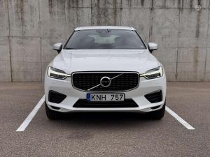 White Volvo XC60 2018 in Vilnius, with an engine capacity of 1.97 L and mileage of 222 thousand km for 21900 €, photo 8 on AUTOMOTO.COM.LV