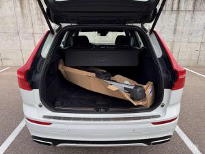 White Volvo XC60 2018 in Vilnius, with an engine capacity of 1.97 L and mileage of 222 thousand km for 21900 €, photo 18 on AUTOMOTO.COM.LV