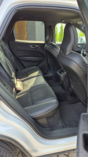 Balts Volvo XC60 2018 Tallina, ar dzinēja tilpumu 2.00 L un nobraukumu 130 tūkst. km par 26000 €, foto 15 vietnē AUTOMOTO.COM.LV