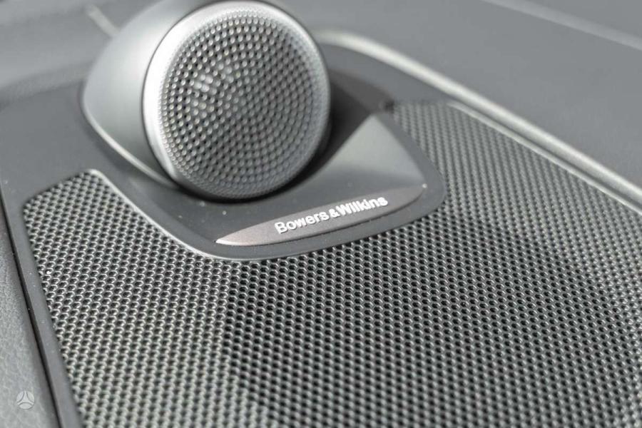 Белый Вольво ХС60 2018 в Вильнюс, объемом двигателя 1.97 л и пробегом 149 тыс. км за 24950 €, фото 33 на AUTOMOTO.COM.LV