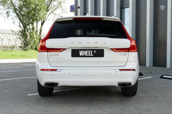 Volvo XC60 2018 in Vilnius on AUTOMOTO.COM.LV White Volvo XC60 2018 in Vilnius, with an engine capacity of 1.97 L and mileage of 253 thousand km for 17990 €, photo 5 on AUTOMOTO.COM.LV