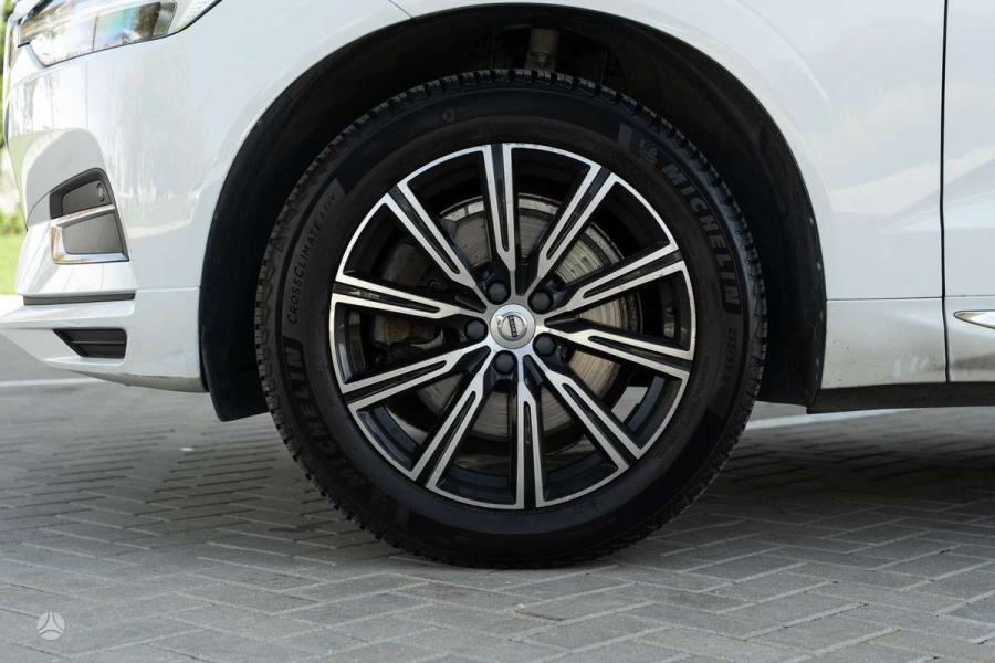 Balts Volvo XC60 2018 Viļņa, ar dzinēja tilpumu 1.97 L un nobraukumu 253 tūkst. km par 17990 €, foto 11 vietnē AUTOMOTO.COM.LV