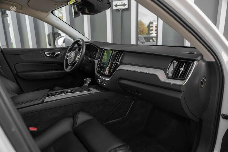 Balts Volvo XC60 2018 Viļņa, ar dzinēja tilpumu 1.97 L un nobraukumu 253 tūkst. km par 17990 €, foto 15 vietnē AUTOMOTO.COM.LV