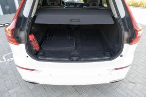 Balts Volvo XC60 2018 Viļņa, ar dzinēja tilpumu 1.97 L un nobraukumu 253 tūkst. km par 17990 €, foto 20 vietnē AUTOMOTO.COM.LV