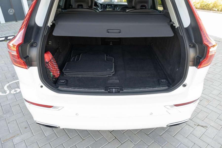 Balts Volvo XC60 2018 Viļņa, ar dzinēja tilpumu 1.97 L un nobraukumu 253 tūkst. km par 17990 €, foto 20 vietnē AUTOMOTO.COM.LV