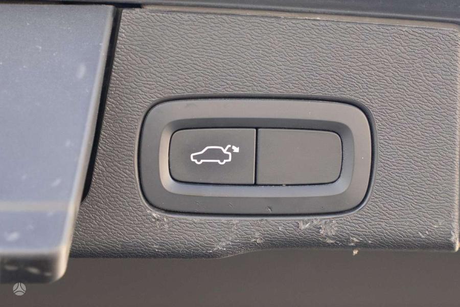 Balts Volvo XC60 2018 Viļņa, ar dzinēja tilpumu 1.97 L un nobraukumu 253 tūkst. km par 17990 €, foto 21 vietnē AUTOMOTO.COM.LV
