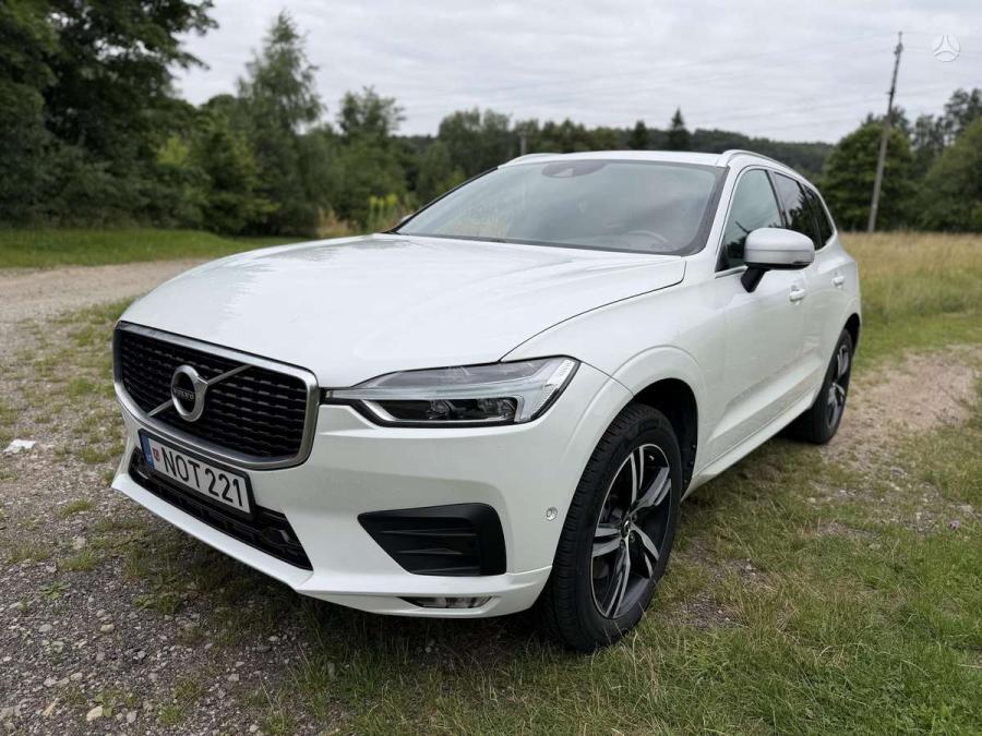 White Volvo XC60 2018 in Vilnius, with an engine capacity of 1.97 L and mileage of 128 thousand km for 25500 €, photo 5 on AUTOMOTO.COM.LV